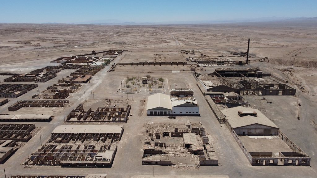 Eduard Bohlen: The Desert Shipwreck of Namibia’s Skeleton Coast ...
